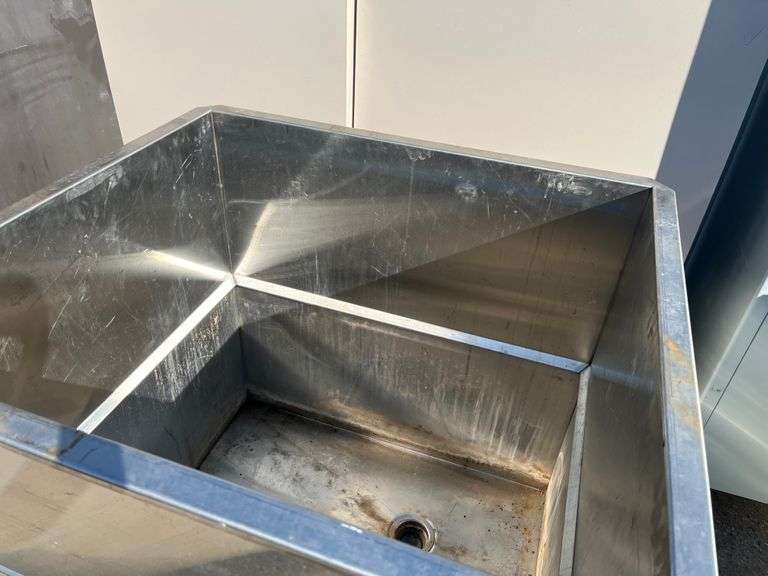 INDUSTRIAL METAL CONTAINER - Bentley & Associates, LLC