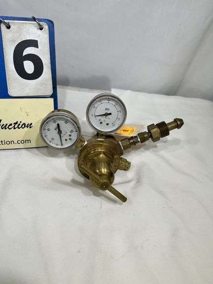 VICTOR EQUIPMENT COMPANY COMPRESSED GAS REGULATOR - Bentley ...