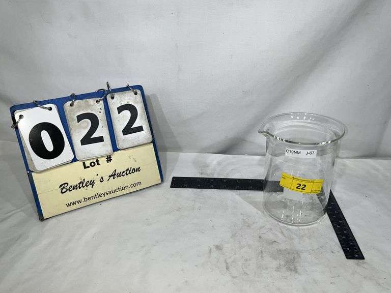 PYREX 1000 ML BEAKER - Bentley & Associates, LLC