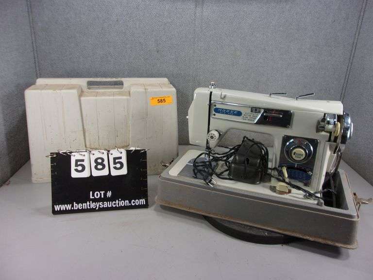 VINTAGE MORSE SEWING MACHINE - WHITE ELECTRIC IN CASE - Bentley ...