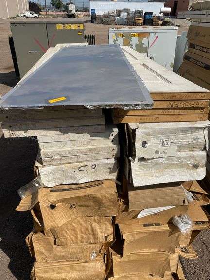 PALLET: HUTTIG BUILDING PRODUCTS BI-FOLD DOORS - Bentley & Associates, LLC