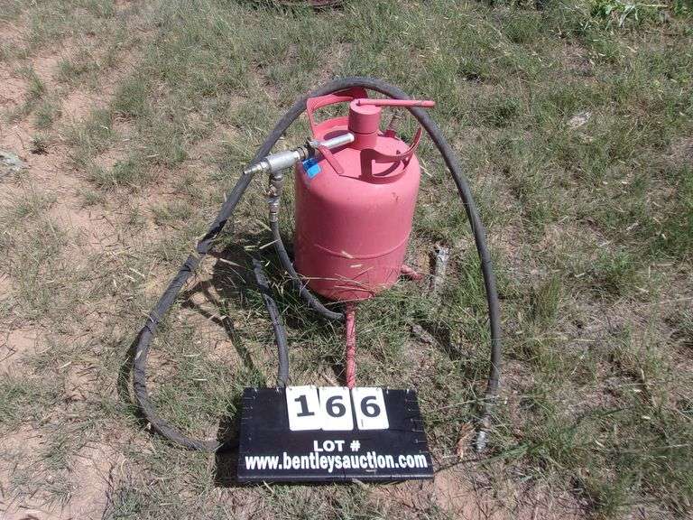 SMALL PORTABLE SAND BLASTING POT - Bentley & Associates, LLC
