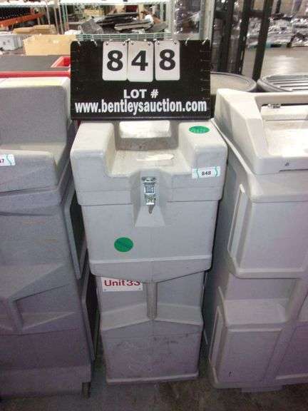 PROFESSIONAL DISPLAYS TRADESHOW DISPLAY CASE - FELT COVERS - Bentley ...