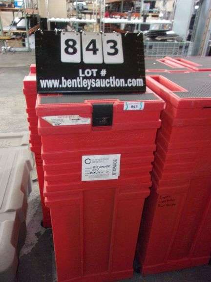 NOMADIC DISPLAYS TRADESHOW DISPLAY CASE - FELT, DISPLAY SHELVES ...