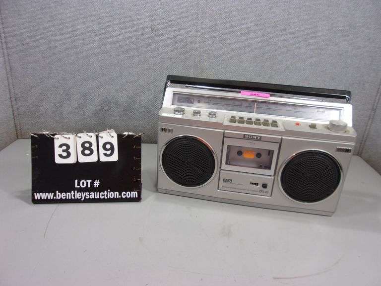 VINTAGE SONY CFS-45 PORTABLE RADIO - Bentley & Associates, LLC