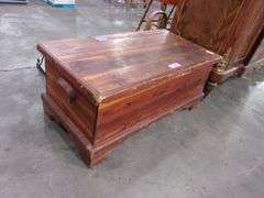 STAINED CEDAR WOODEN CHEST - Bentley & Associates, LLC