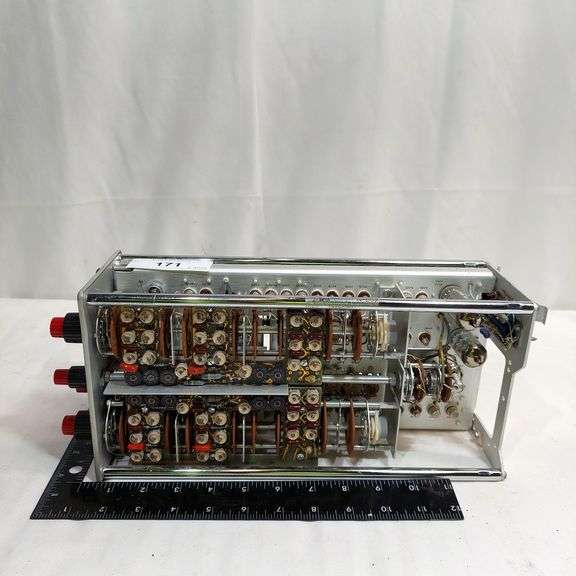 TEKTRONIX TYPE 3A3 DUAL TRACE DIFFERENTIAL AMPLIFIER - Bentley ...