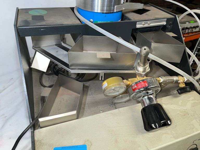 QUANTACHROME INSTRUMENTS SIEVING RIFFLER LAB DISPENSER - Bentley ...
