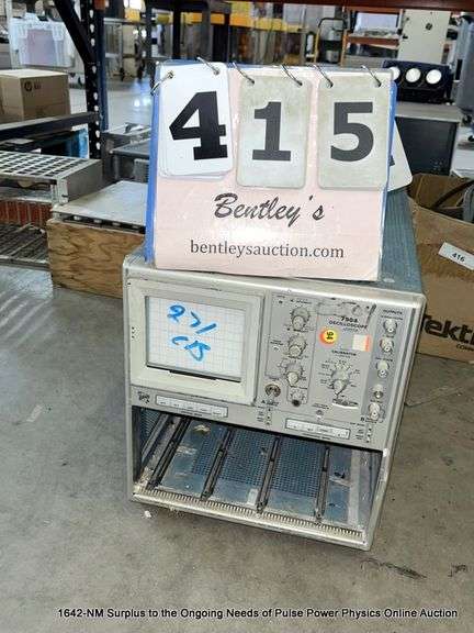 TEKTRONIX 7904 OSCILLOSCOPE - Bentley & Associates, LLC
