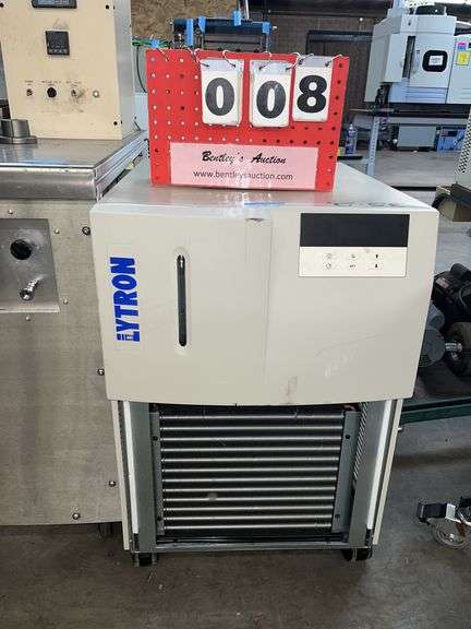 LYTRON RC030J03EB2M040 CHILLER - Bentley & Associates, LLC