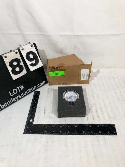 BOX: SWAGELOK METER GI GAUGE - Bentley & Associates, LLC