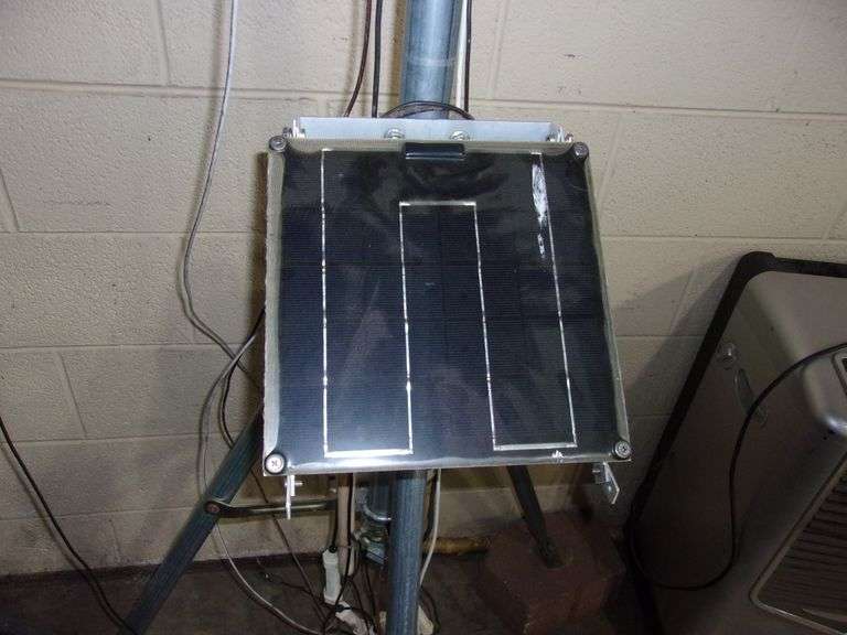 DECAGON DEVICES PORTABLE WEATHER MONITOR STATION - Bentley & Associates ...