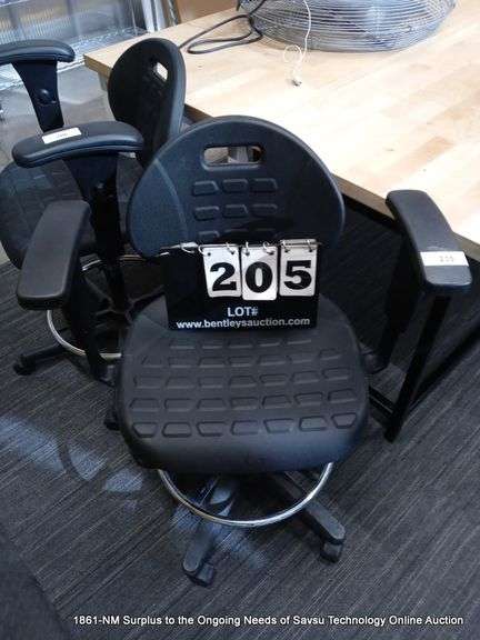 U-LINE H-3732 DELUXE POLYURETHANE WORK STOOL - Bentley & Associates, LLC