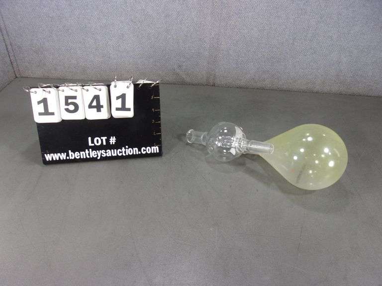 (1) BUCHI NS 24/40 ROUND BOTTOM FLASK, (1) PYREX 250ML 24/40 ROTARY ...