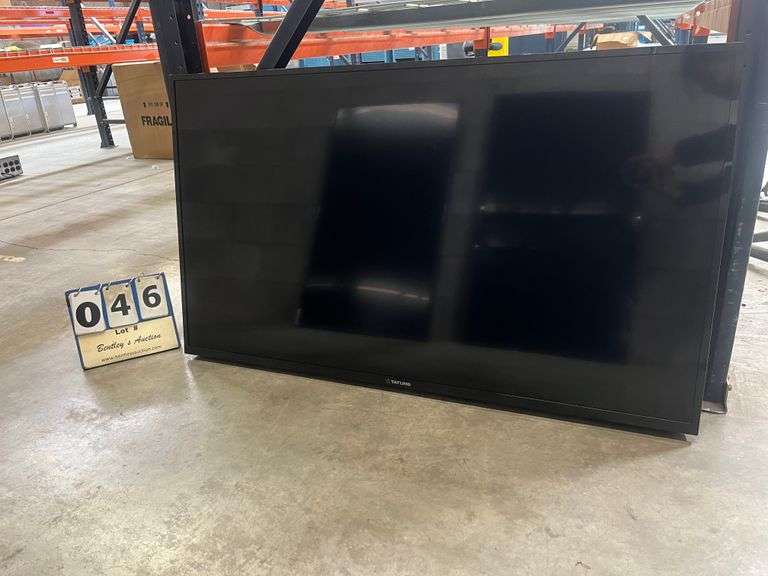 TATUNG TME50 LCD MONITOR - Bentley & Associates, LLC