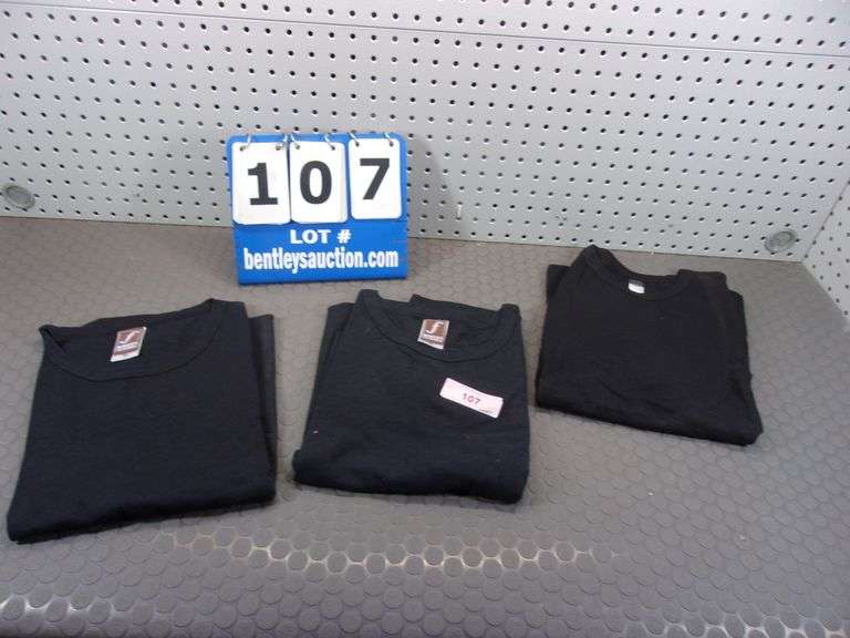 LOT: 3 MEN'S SIZE XL BLACK TEE-SHIRTS - Bentley & Associates, LLC