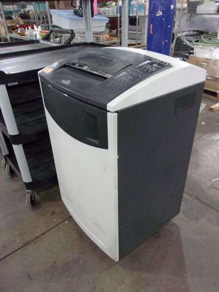 FELLOWES C-420C DOCUMENT SHREDDER - Bentley & Associates, LLC
