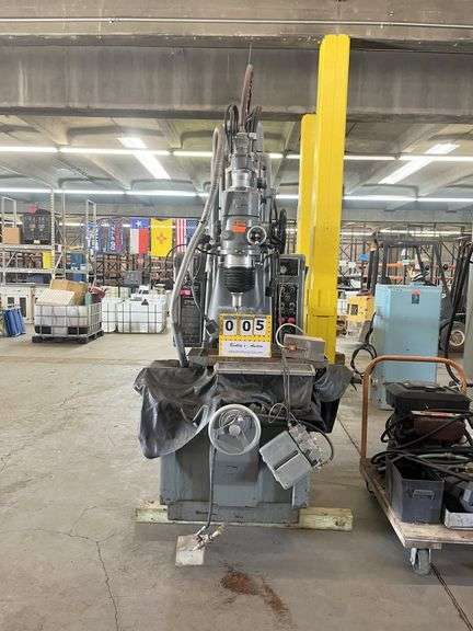 MOORE PRECISION TOOLS MODEL #3 JIG GRINDER SERIAL # G-414 - BROKEN ...