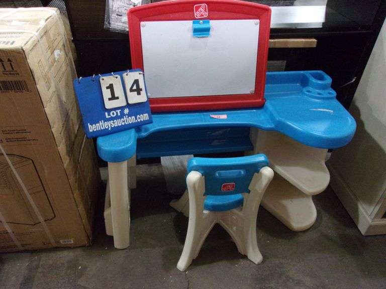STEP 2 KIDS PLAY DESK & WHITE BOARD - RED, WHITE & BLUE - Bentley ...
