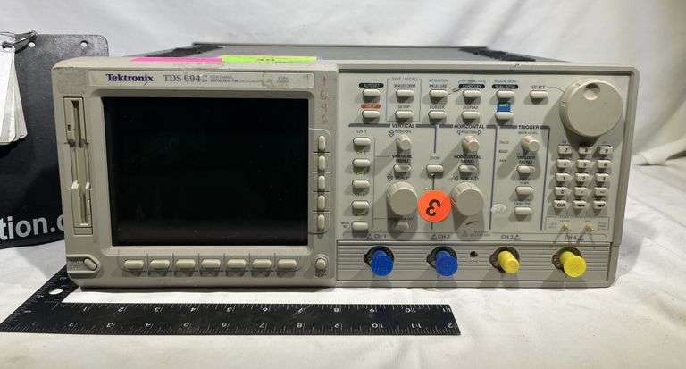 TEKTRONIX TDS694C FOUR CHANNEL DIGITAL REAL TIME OSCILLOSCOPE - Bentley ...