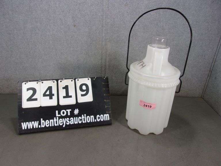 NALGENE WHITE POLY LAB JUG (POSSIBLE 1-1/2 GALLON) - Bentley ...