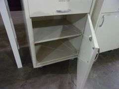 KEWAUNEE SCIENTIFIC 1-DRAWER, 1-DOOR METAL & BLACK RESIN CAST CASTERED ...