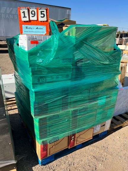 PALLET: ASSORTED BOOKS - Bentley & Associates, LLC