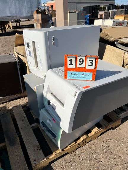 PALLET: ASSORTED PAPER SHREDDERS (4X MONEY) - Bentley & Associates, LLC