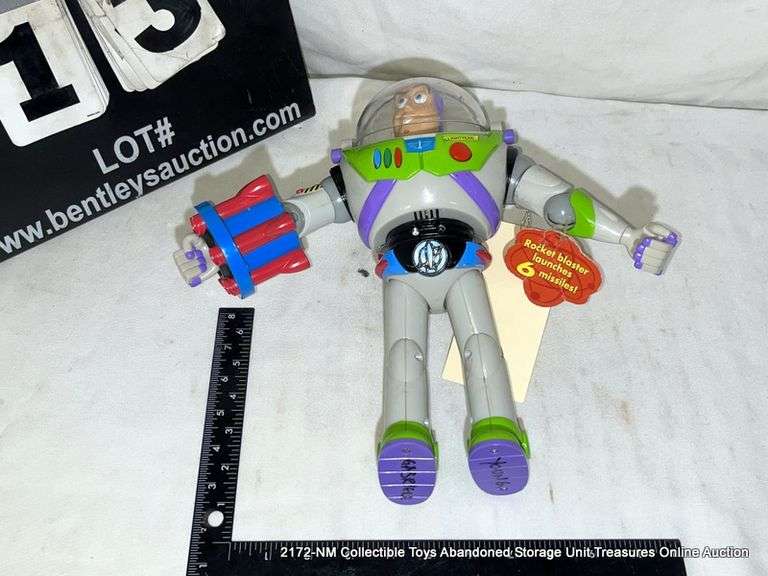 BUZZ LIGHTYEAR ACTION FIGURE W/ ROCKET BLASTER - MISSING MISSILES ...