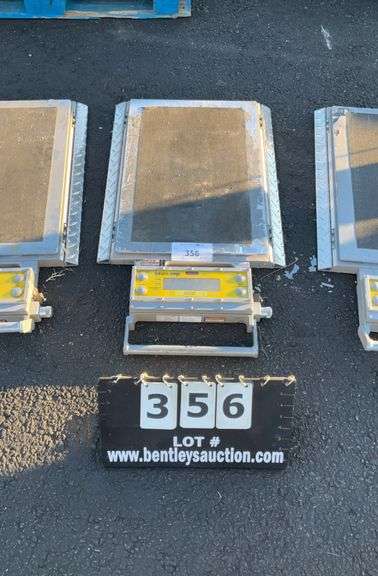 INTERCOMP LP600 22,000 # CAPACITY TIRE SCALE - Bentley & Associates, LLC