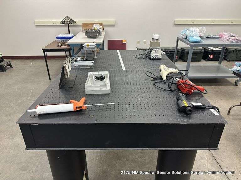 VERE OPTICAL TABLE, 72" X 48" - Bentley & Associates, LLC