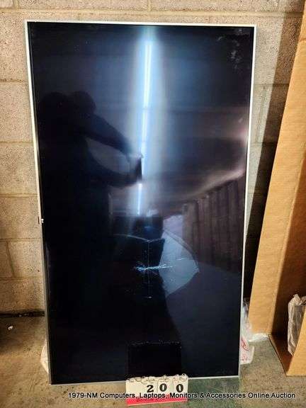 LG-TV MODEL: 55UV770H, 55" - BROKEN SCREEN - Bentley & Associates, LLC