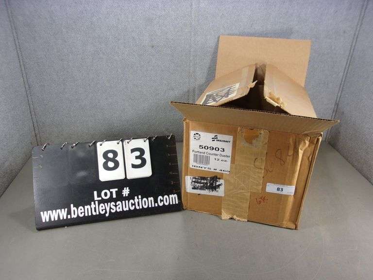 BOX: SKILLCRAFT PORTLAND COUNTER DUSTER BROOM HEADS MODEL: 50903 (12 ...