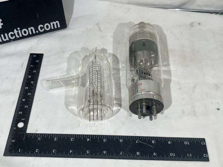 BOX: ELECTRONIC TUBES - Bentley & Associates, LLC