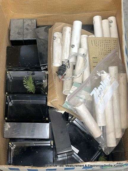 BOX WITH 12 NEW PHENOLIC INSSTRUMENT CASE - Bentley & Associates, LLC