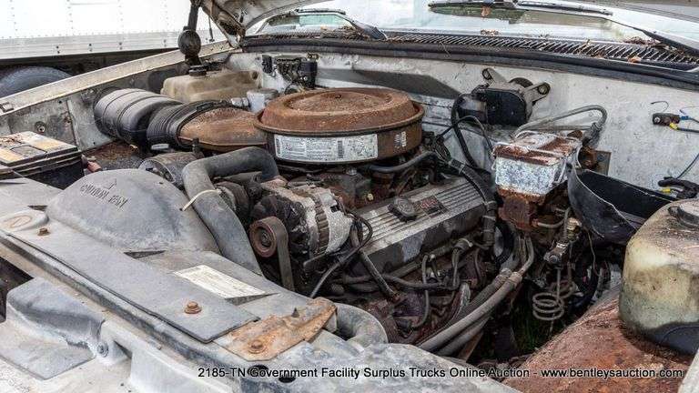 1991 CHEVROLET GMT-400 FLATBED TRUCK 78,879 MILES - Bentley ...