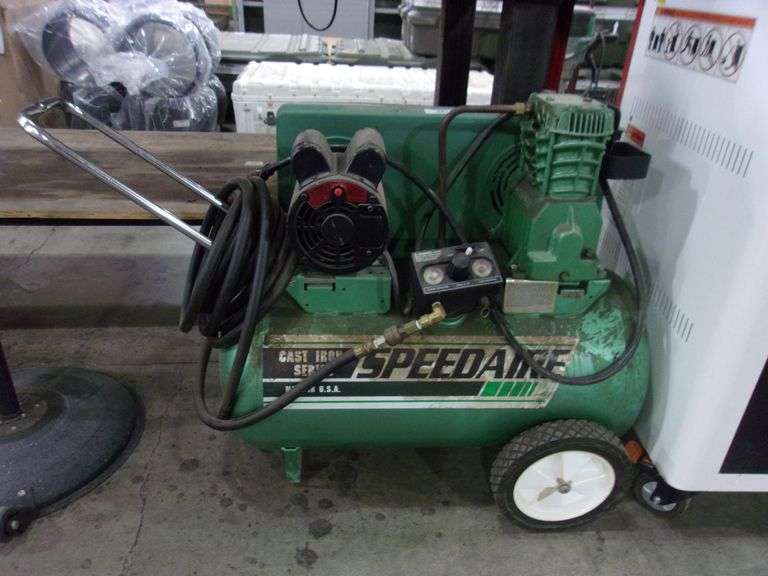 SPEEDAIRE CAST IRON SERIES - GREEN AIR COMPRESSOR W/ HANDLE & WHEELS ...