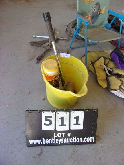 LOT: YELLOW BUCKET, CLEANING WIPES, FOOT POUND RATCHET BAR, C-CLAMP ...