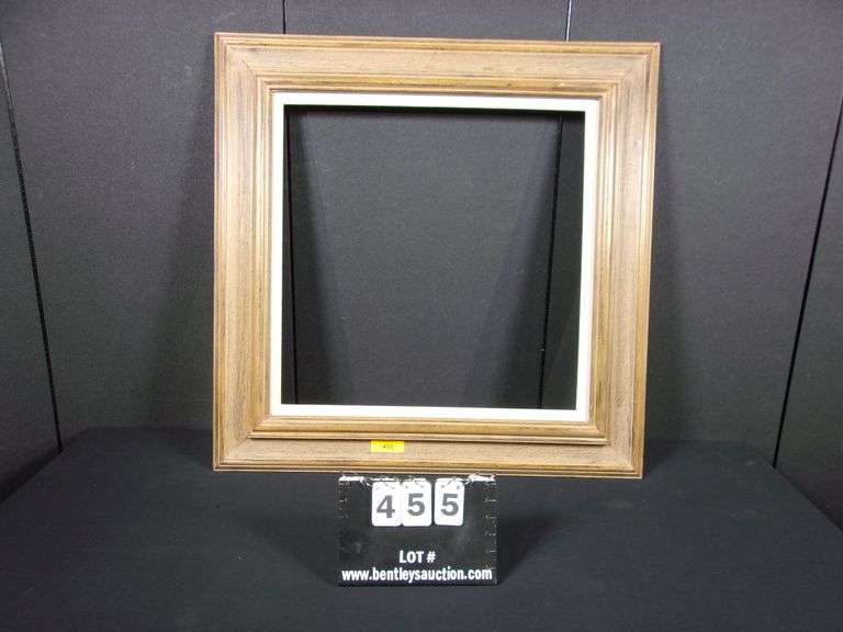 LIGHT BROWN STAINED OAK GRAIN LARGE FRAME W/ RUSTIC-STYLED & WHITE ...