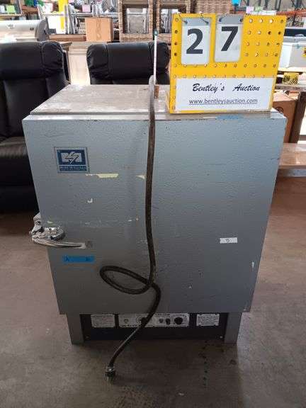 BLUE M ELECTRIC OV-490A STABIL-THERM LABORATORY OVEN - Bentley ...