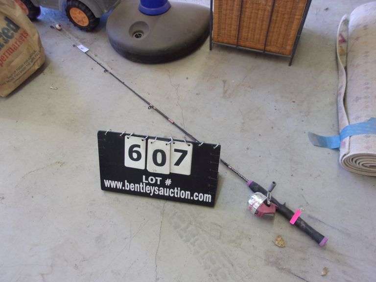 SHAKESPEARE UGLY STIK PINK LADY FISH BREAST CANCER AWARENESS FISHING ...