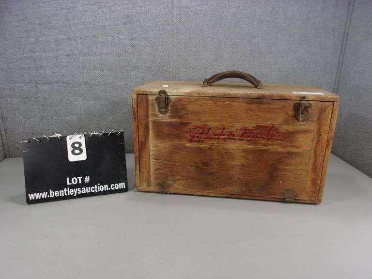 BLACK & DECKER VINTAGE WOOD TOOL CHEST - Bentley & Associates, LLC