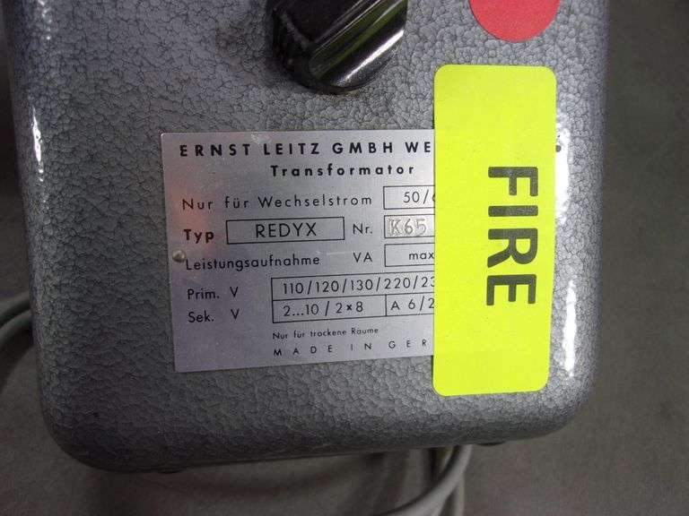 ERNST LEITZ RED YX LIGHT SOURCE TRANSFORMER - Bentley & Associates, LLC