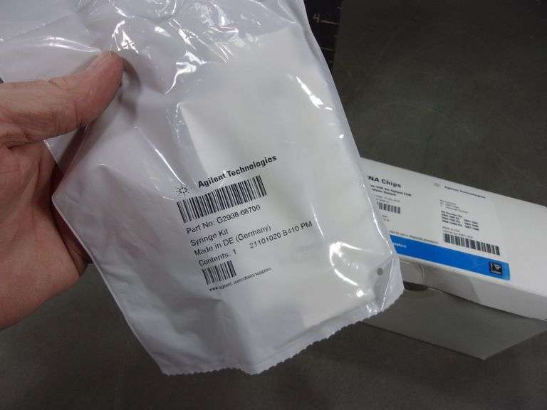 AGILENT TECHNOLOGY AGILENT 2100 BIOANALYZER DNA CHIPS - Bentley ...