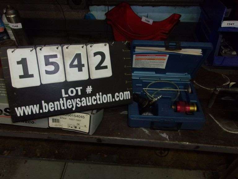 BLUE POINT COOLING SYSTEM ANALYZER, SVT-300 - Bentley & Associates, LLC