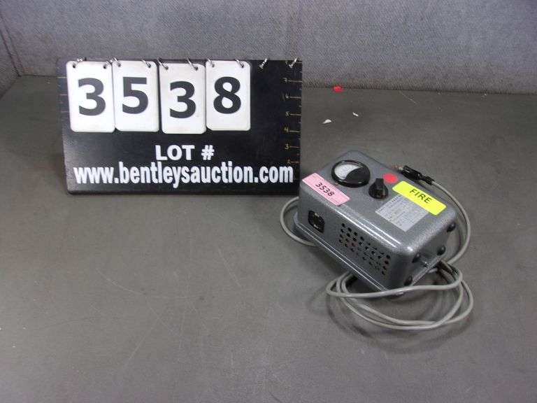 ERNST LEITZ RED YX LIGHT SOURCE TRANSFORMER - Bentley & Associates, LLC