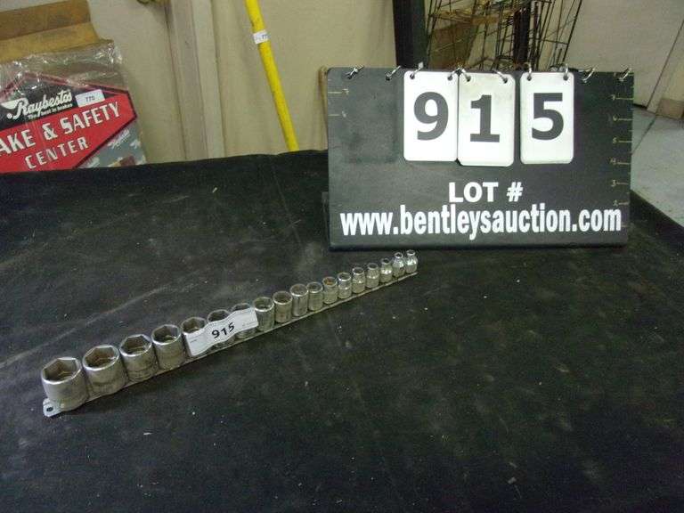 LOT: (18) SNAP-ON SOCKETS - Bentley & Associates, LLC
