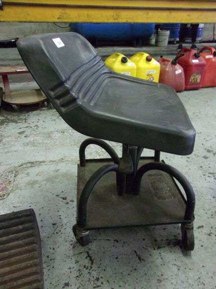 MECHANIC ROLL AROUND CHAIR - Bentley & Associates, LLC