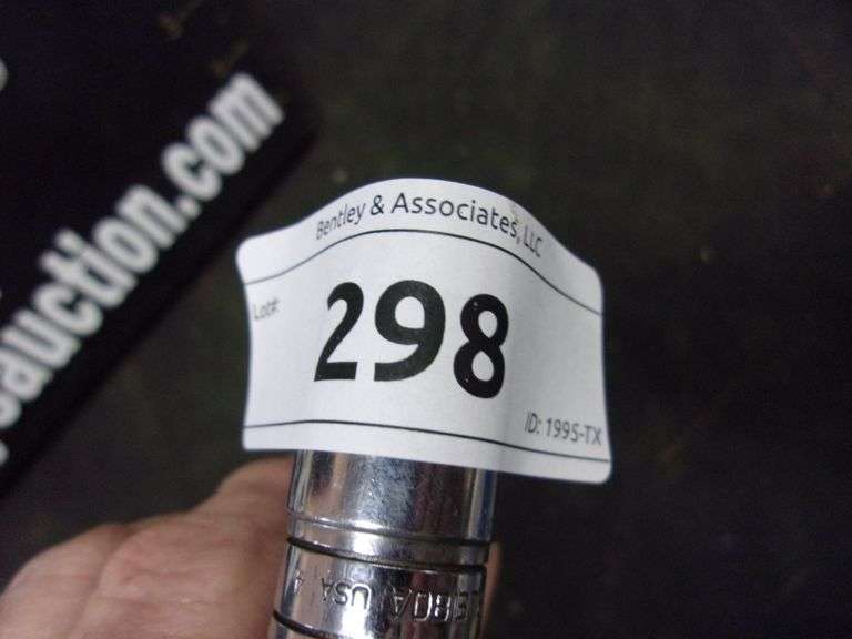 LOT: (8) INVERTED TORQUE SOCKETS - Bentley & Associates, LLC