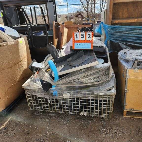 PALLET-CRATE: DELL DESKTOP MONITORS - Bentley & Associates, LLC